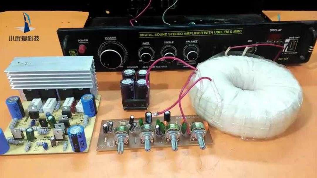 如何使用2sc5200制作200瓦的放大器,这功放功率绝对可以