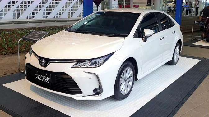 关于2020款丰田卡罗拉CVT详细实拍,坐进驾驶舱,我彻底心动了!