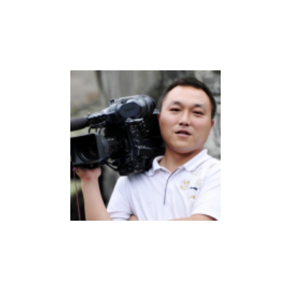 任市吉祥婚纱影楼 