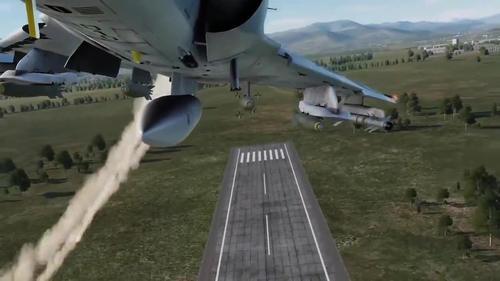 飞行视角,人肉精确制导