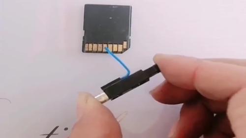 担心手机数据泄露,这是最安全的办法,在手机上出厂设置都没用