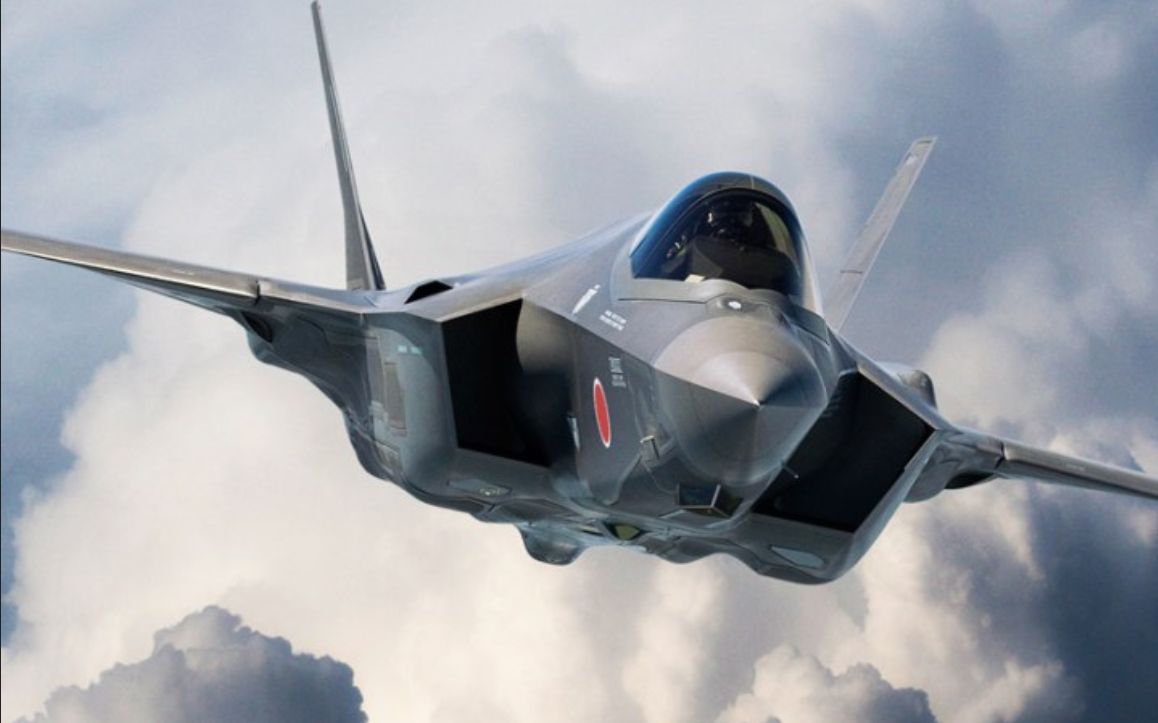 【首发】三菱重工版F35A首次亮相安积军事基地阅兵式