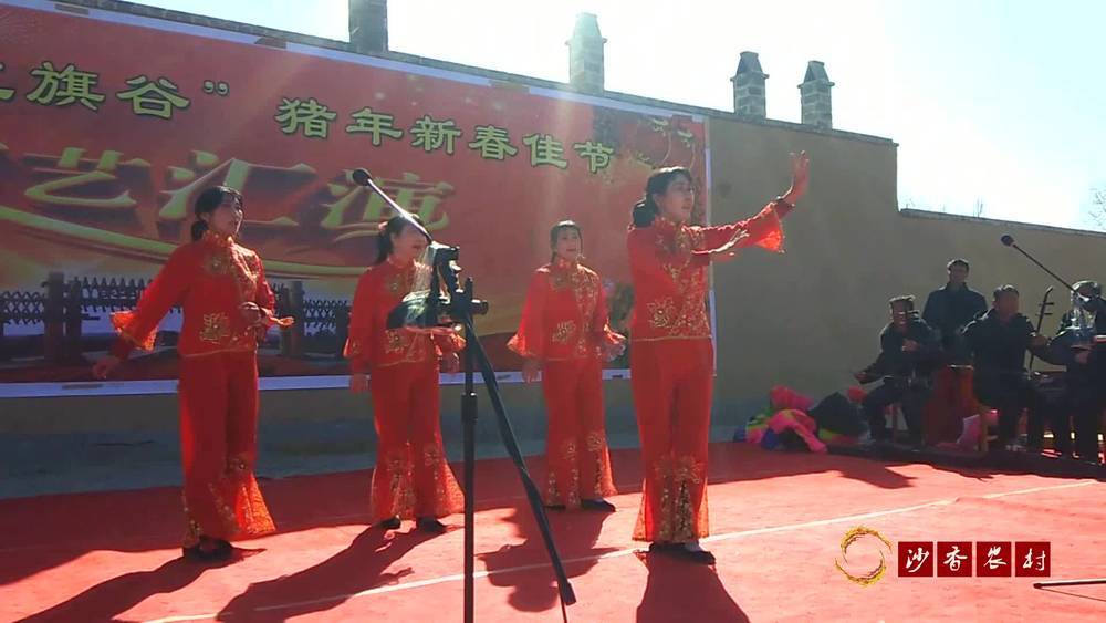 甘肃民勤传统文化小曲子《夸家乡》,大妈们欢聚一堂,欢声一片!