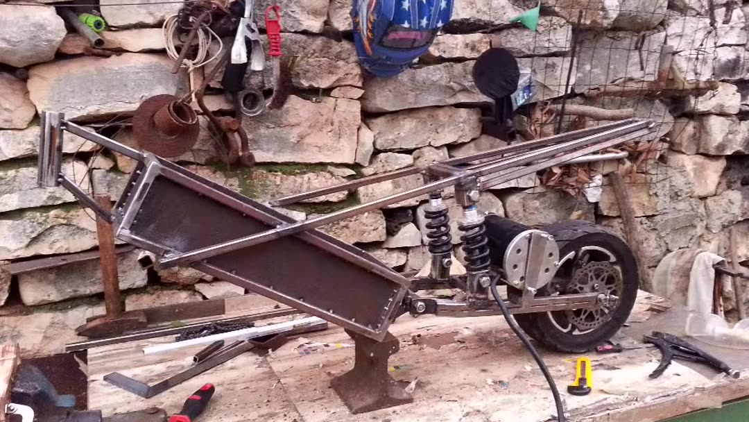 自制48V1600W的电动车,制作完成骑一圈,动力强劲