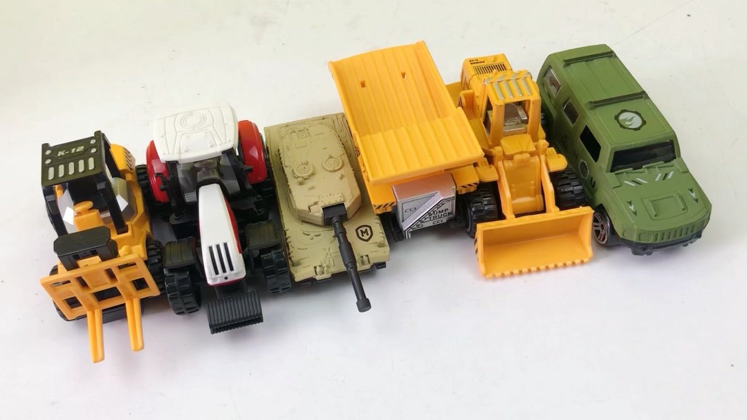 汽车玩具模型视频,叉车和推土机试玩