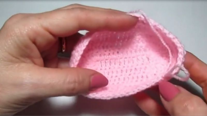 时尚宝宝鞋二:手工编织宝宝鞋技巧,新手宝妈值得学习