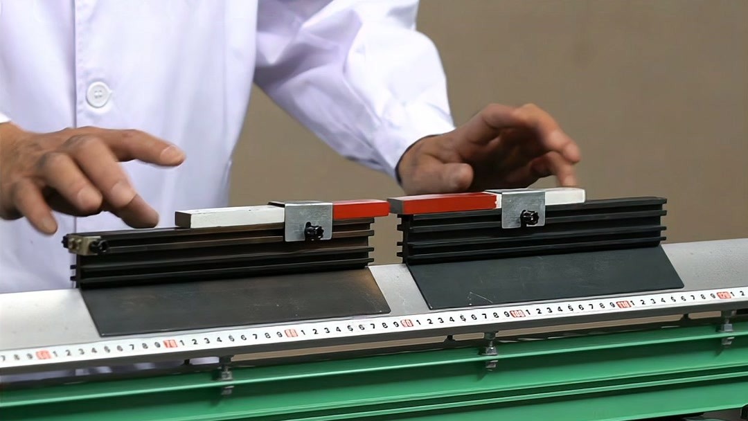 牛顿第三定律作用力与反作用力