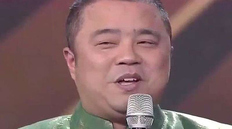评委想听张宇的唱歌,选手现场模仿一曲,观众听的如痴如醉!