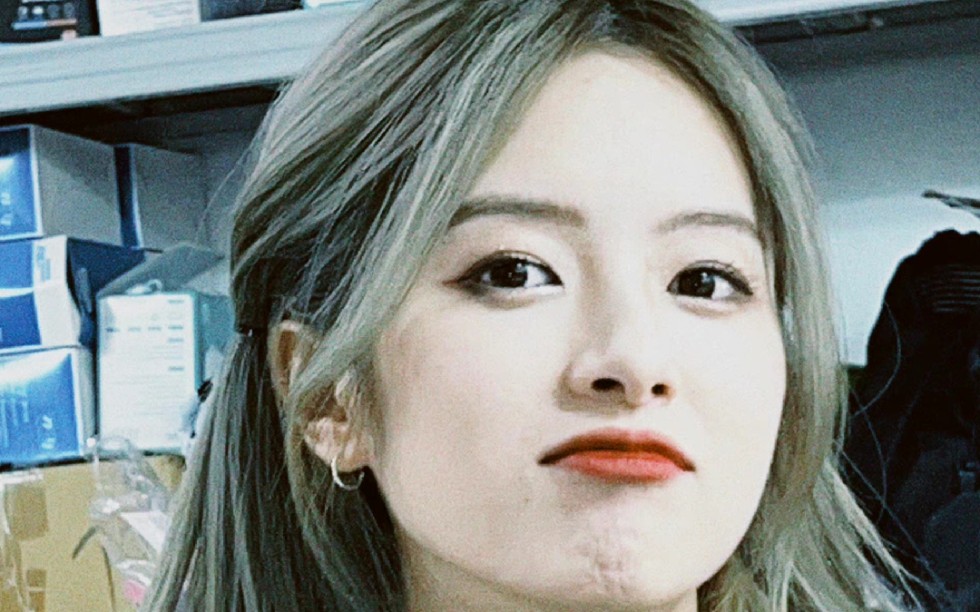 ...给洁洁画了眼妆|唱《F to T》|公演夹子音失败了 表示不服 要练习一下