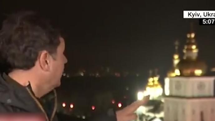 普京授权展开军事行动后,外媒称乌克兰首都等多地传出爆炸声