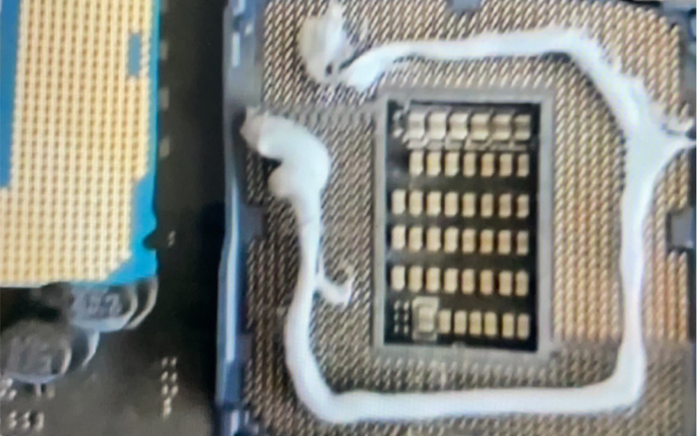用了正确安装CPU的方法,我的电脑再也不开机了