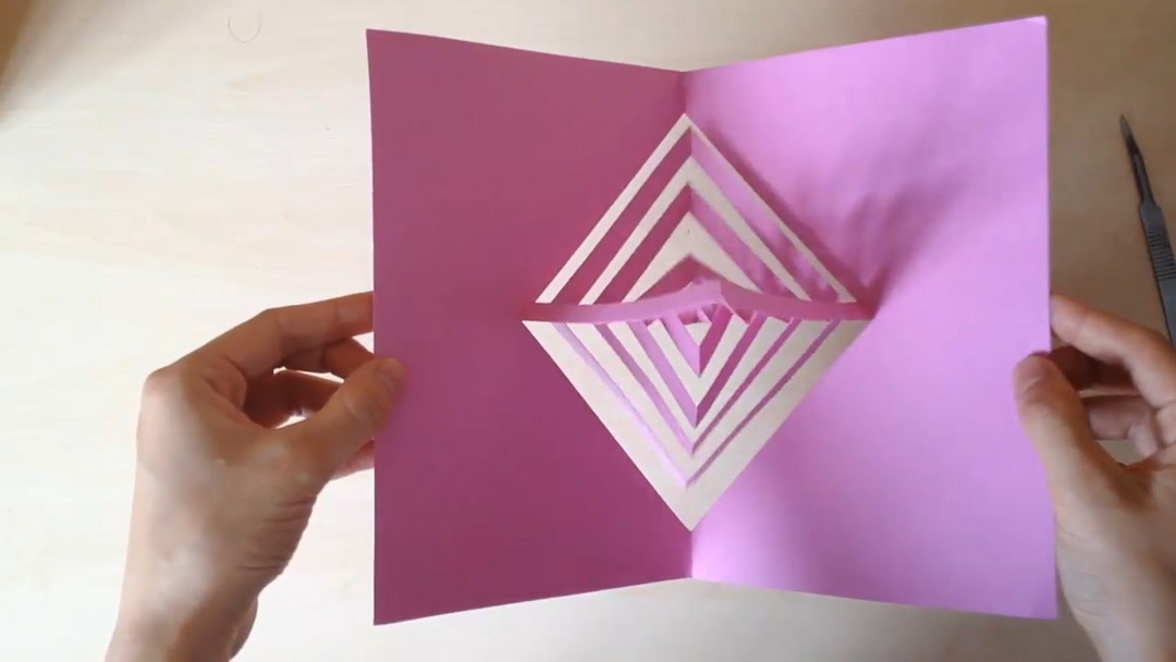 神奇酷炫的3D立体旋转折纸