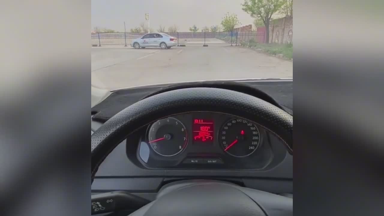 直角转弯,压角压线有哪些原因?