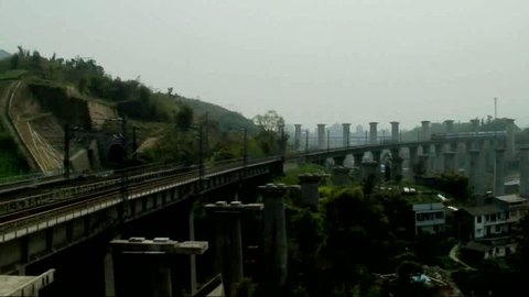 (火车精选)t258次特快通过磨心坡_火车最新工作视频