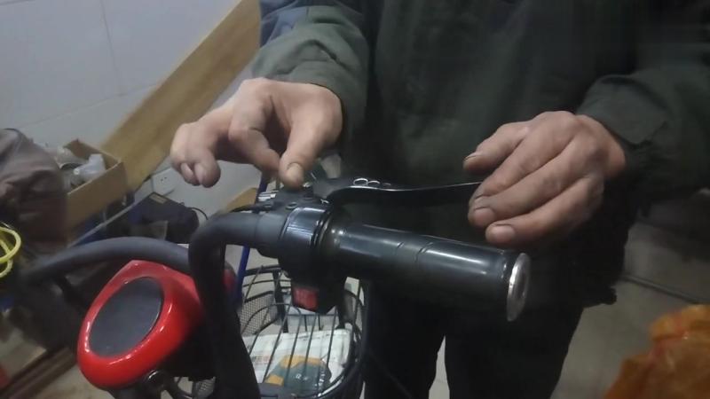 一个小配件造成电动车时走时停的原因,师傅只用一招轻松解决
