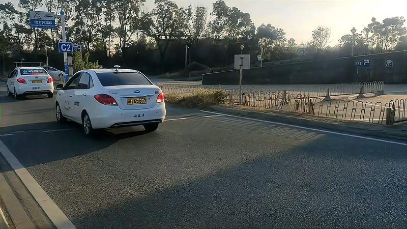 驾校模拟考试倒车入库一把过