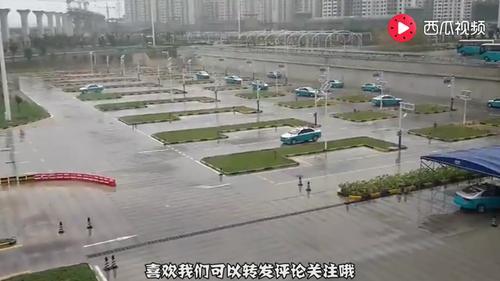 学员练车被撞伤,驾校该不该赔呢?