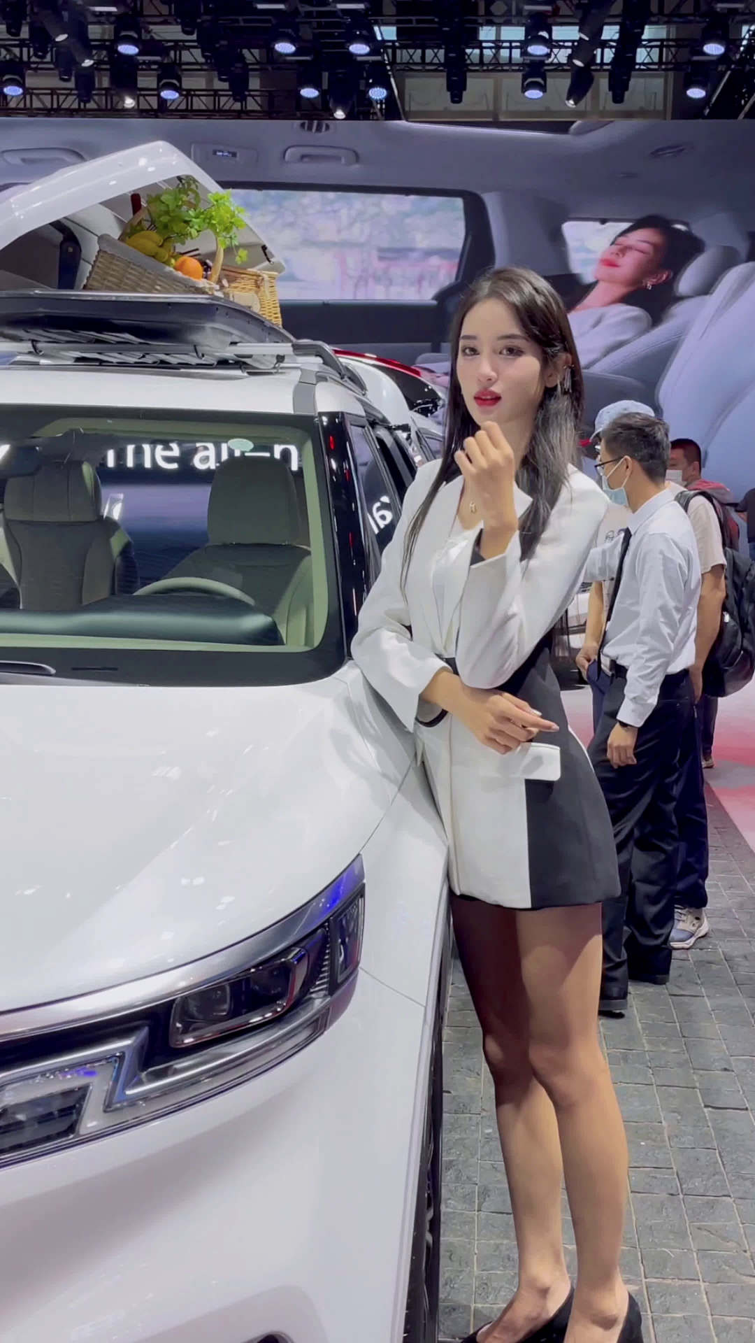 2021广州车展车模合集,2K高清视频版