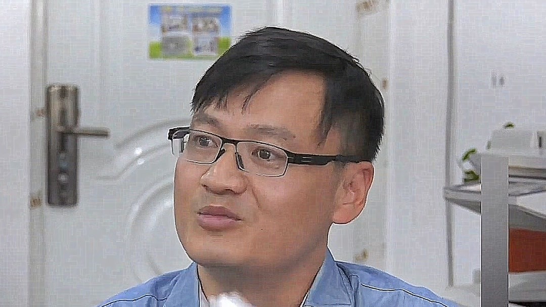 女子借会计证给朋友开公司,招商平台竟盗用,关联五百对家公司