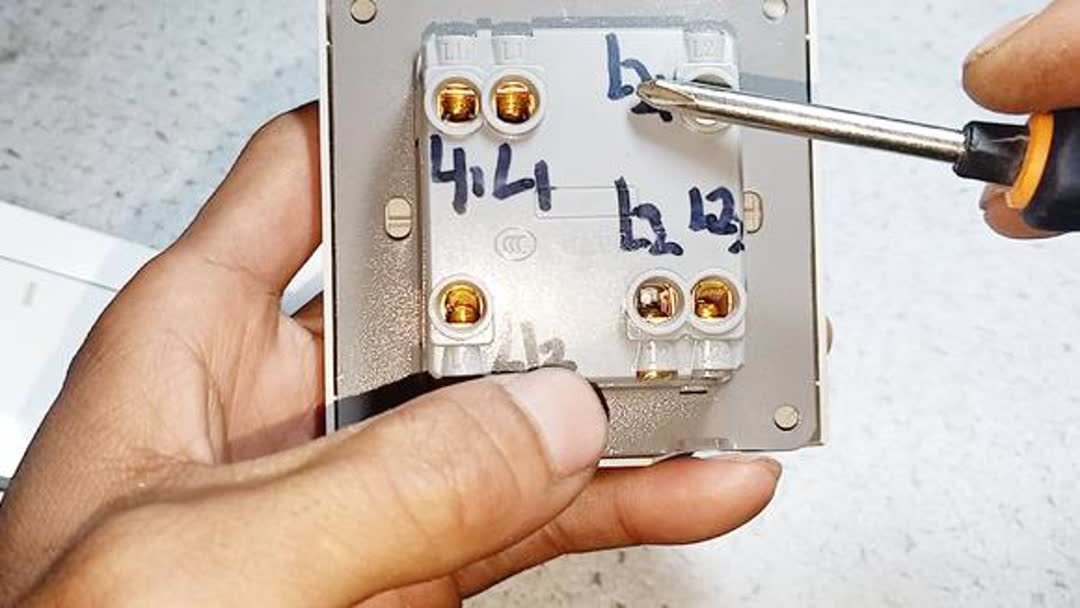 电工知识:单开单控开关,单开双控开关,单开多控开关有什么区别