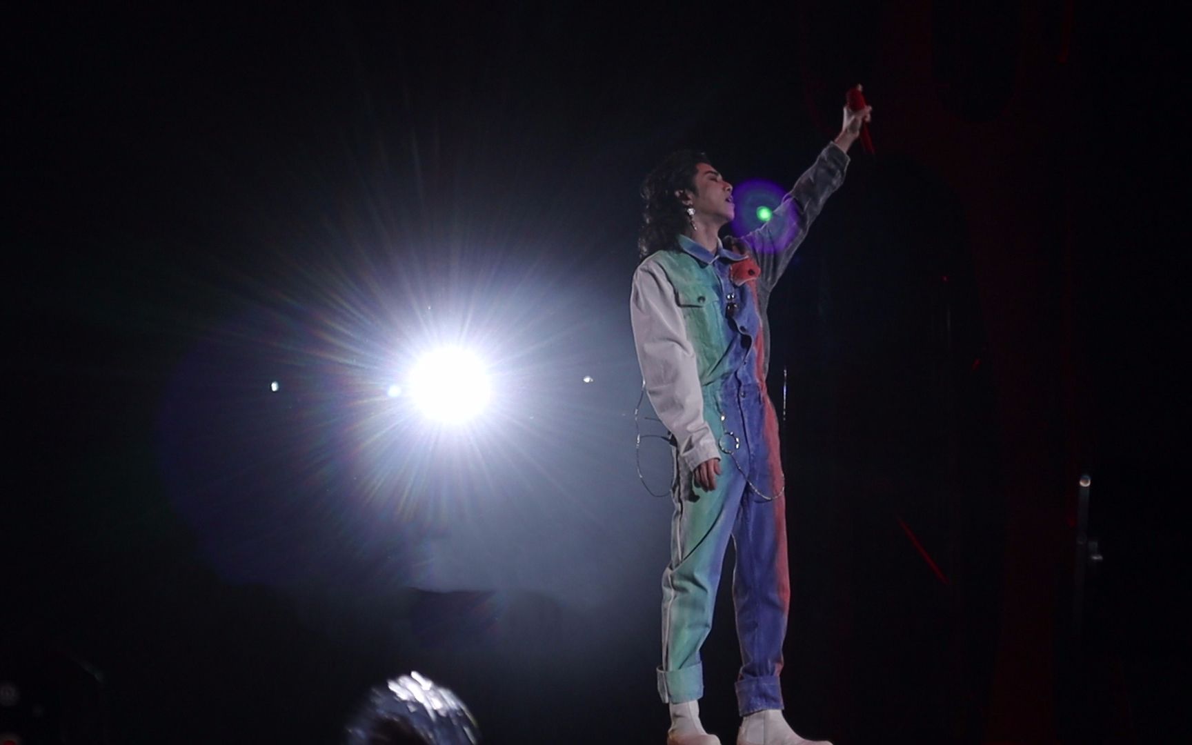 能站在面前听演唱会实在是太爽了!【华晨宇火星演唱会】