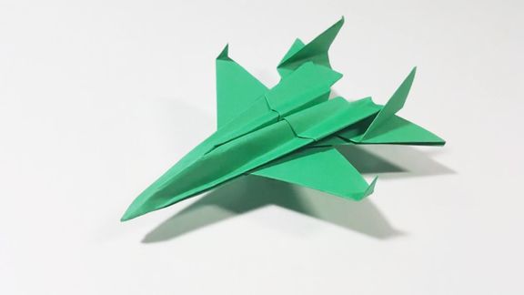 手工达人系列:一个宝宝喜欢的折纸飞机模型,非常漂亮。