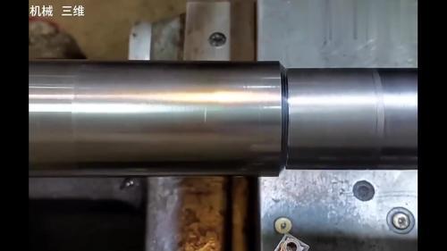 用滚珠加工钢件,不用车刀加工,我第一次看见