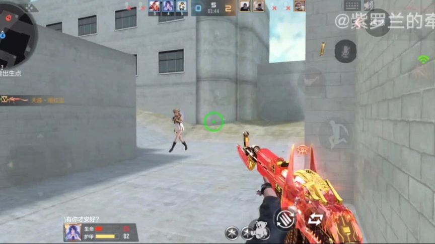 CF手游爆破战:跟敌人稍微近距离攻击,用点射加扫射连杀三人!