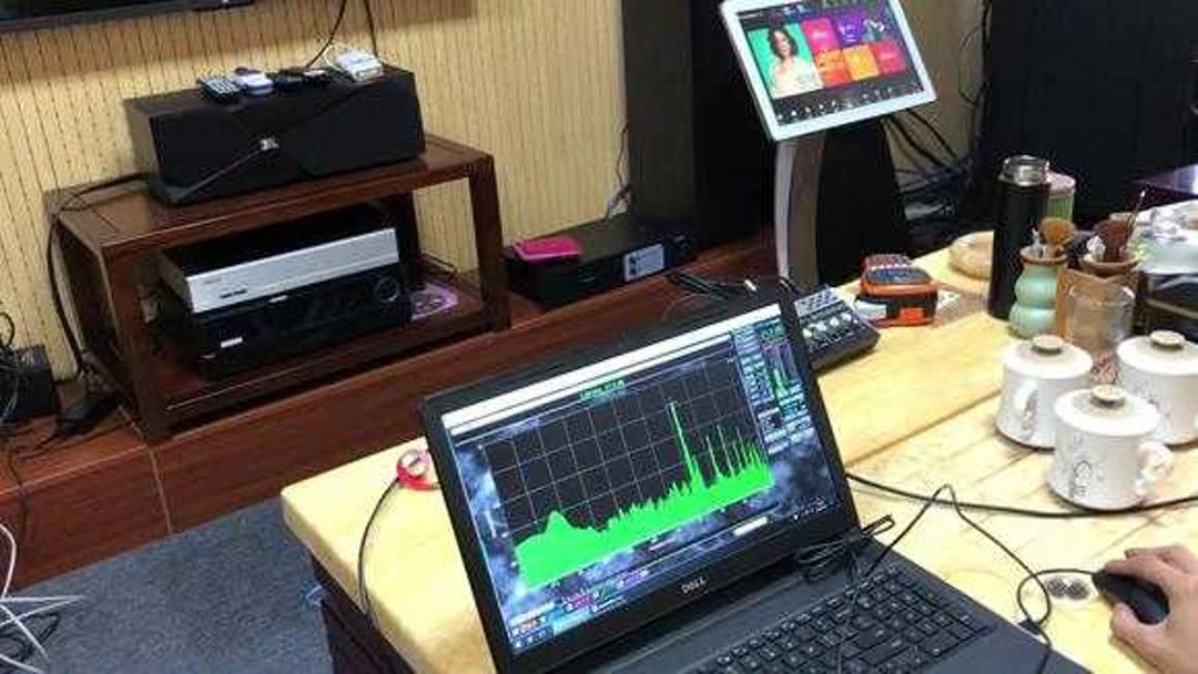 KTV包房话筒啸叫频段寻找 与调试解决方案之1