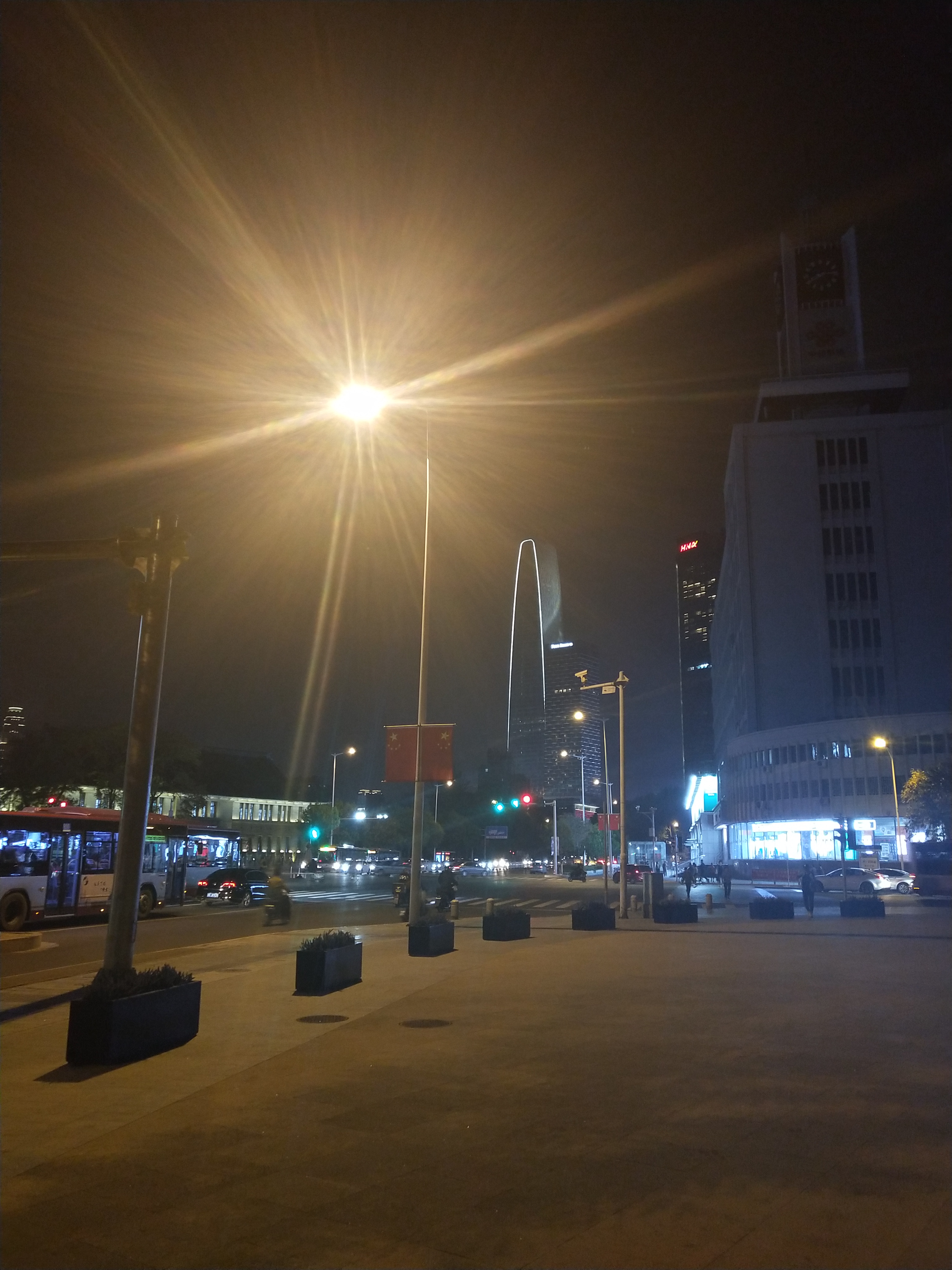 爱看动漫的猫猫 