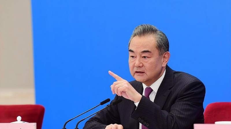 非要惹怒中国?王毅对日本撂下一句话:你们不要把手伸得太长了