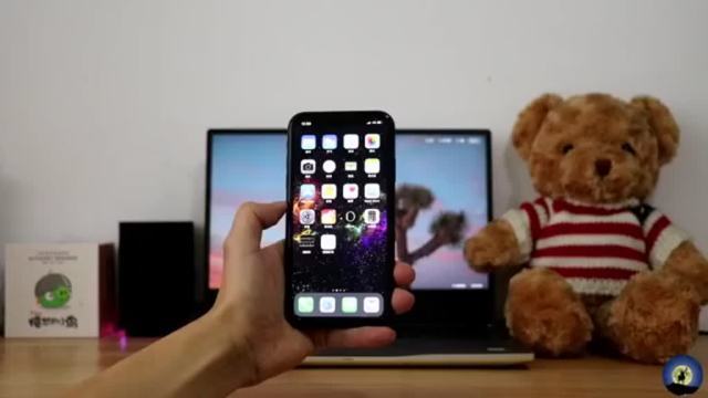 特别致敬抗疫英雄--苹果手机