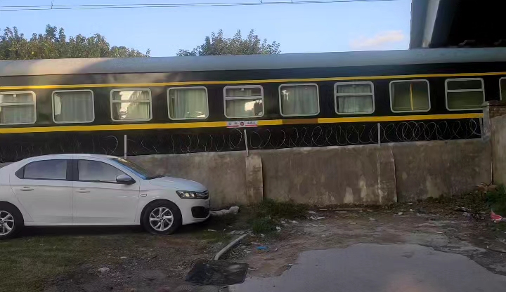 汉丹线拍车K531次列车