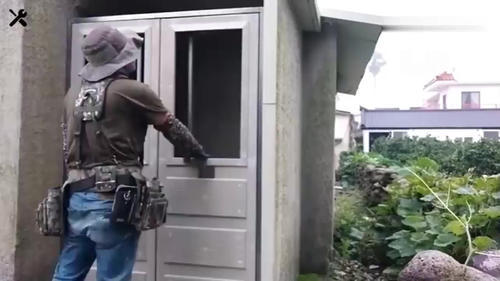 科技:干了十几年门窗,终于碰到高手制作一款漂亮的魔法门,真佩服你