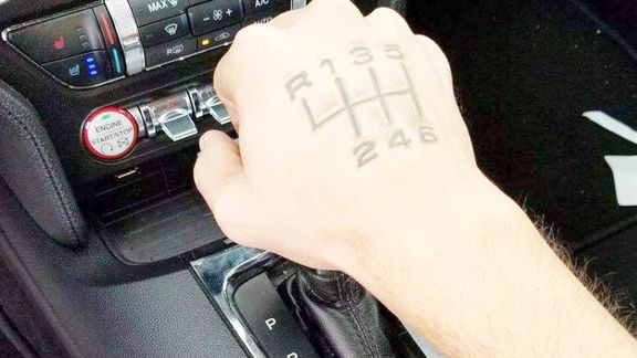 新手开手动挡不会换挡怎么办?用这方法试试,换挡时机把握很准