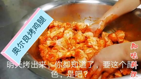 国庆假期即要来临,厨师小哥周六接着上班,在厨房都干了些什么?