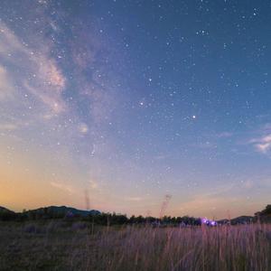 山野观星星 