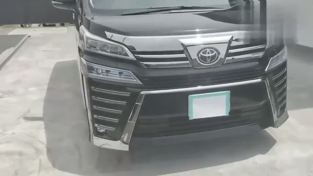 丰田威尔法近距离展示