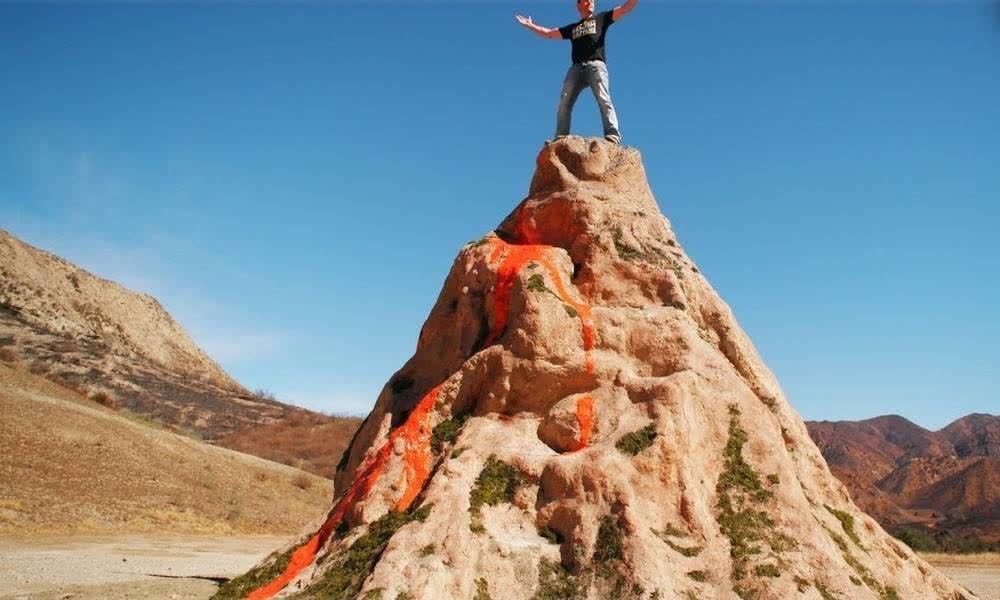 火山喷发是怎样的?看老外用火山模型告诉你,太壮观了!
