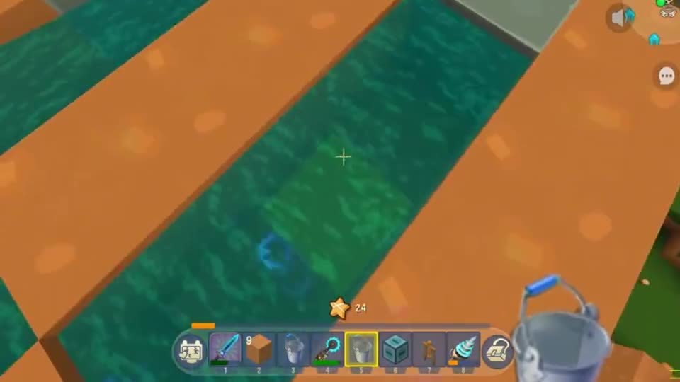 迷你世界:二狗子在树上建了水池,怪物和黑商都被弹进来了