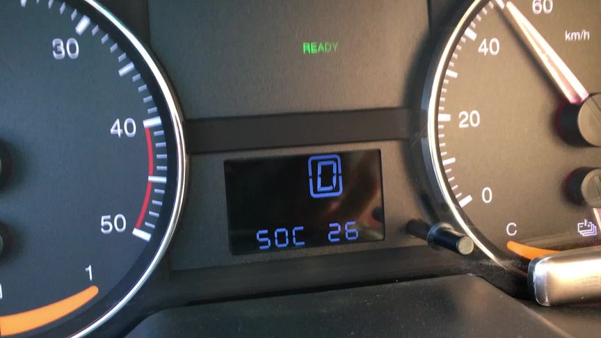 行驶中出现电池故障,不到一分钟电量少了5% #新能源汽车维修