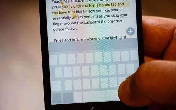 输入框太小光标位置找不准?只需长按滑动,你学会了吗?