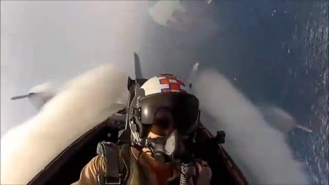 玩惯了模拟机?来点真实的!战斗机飞行员第一视角