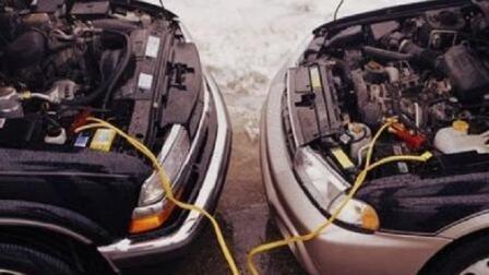 妙招!以后汽车电瓶没电再也不用困扰了,这几招分分钟解决难题!