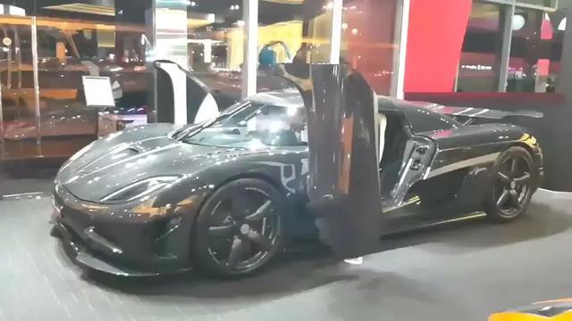 土豪订购柯尼塞格,车门掀起那刻才是惊艳的开始!