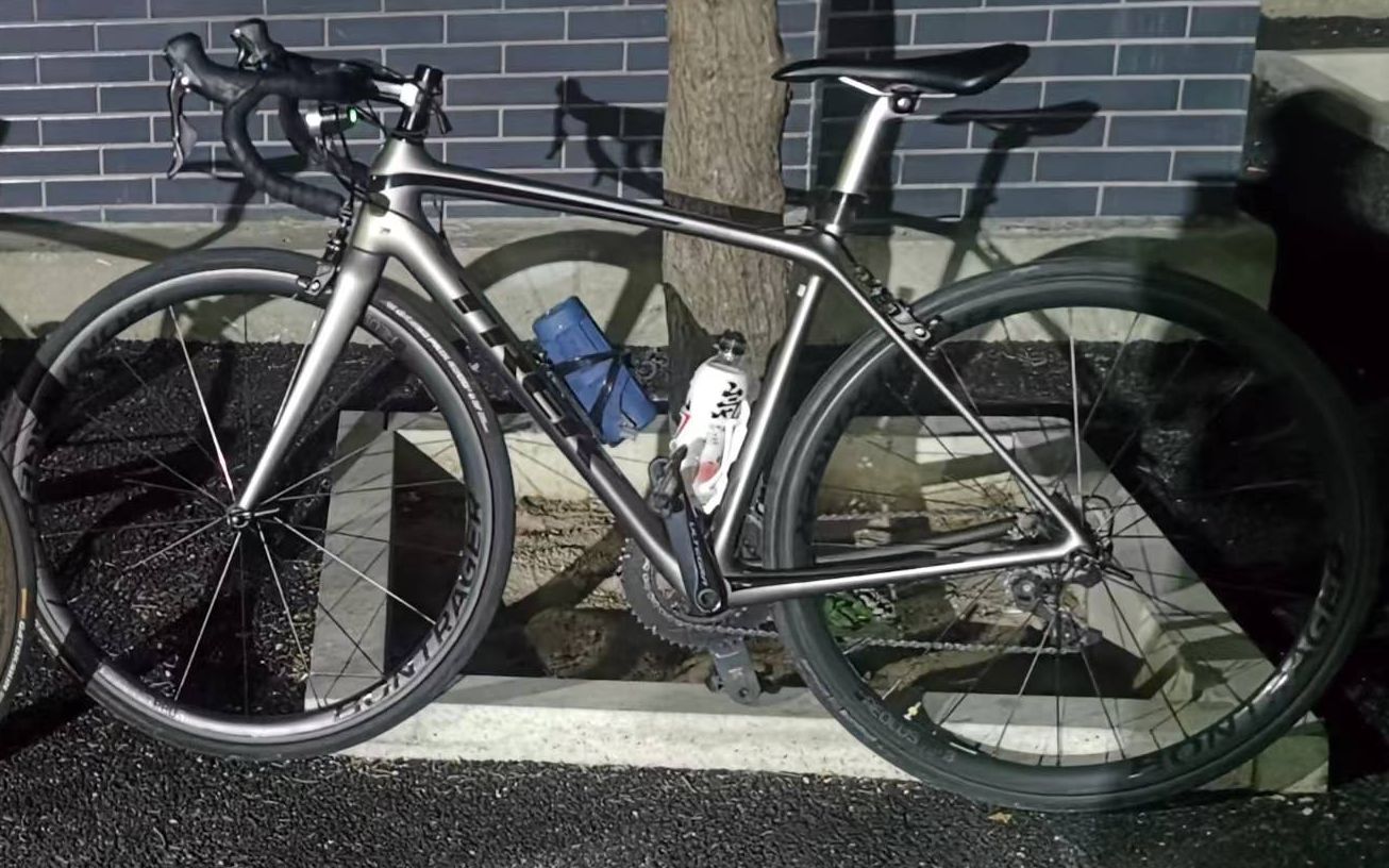 326价钱2万香不香 美国崔克TREK公路自行车介绍及买车骑车的注意...