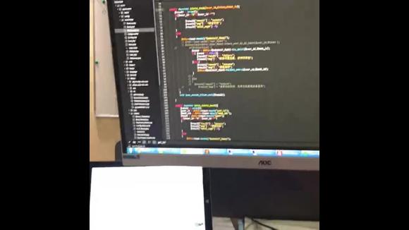 发个工作环境!不会4种以上程序开发语言的不是一个好小编!