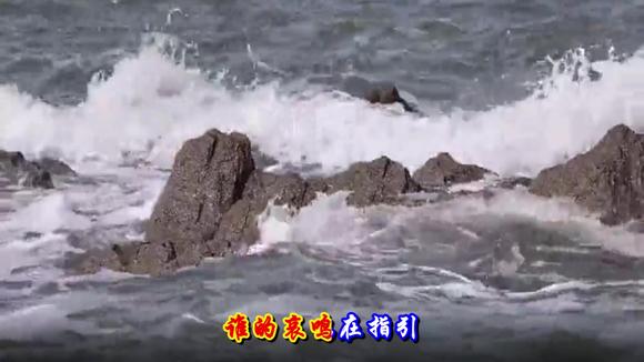 三块木头翻唱一支榴莲的原创歌曲《海底》,嗓音温柔且富有磁性