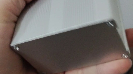 定制一个12.6v的电池盒,三节21700