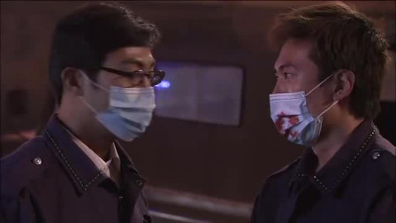 急救:实习医生自信满满跟着出诊,还没碰上伤员,直接吓得腿发软